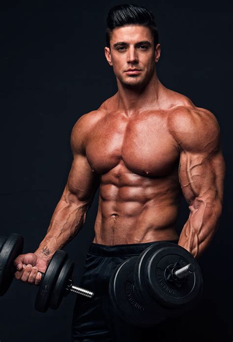 Top 10 Best Looking Male Fitness Models In 2017
