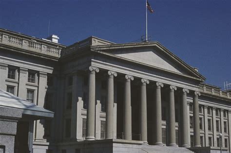 Everything You Need To Know About Ionic Columns