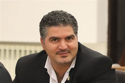 ساختار ورزش همگانی دچار فروپاشی شده قلیان جای ورزش را گرفته است