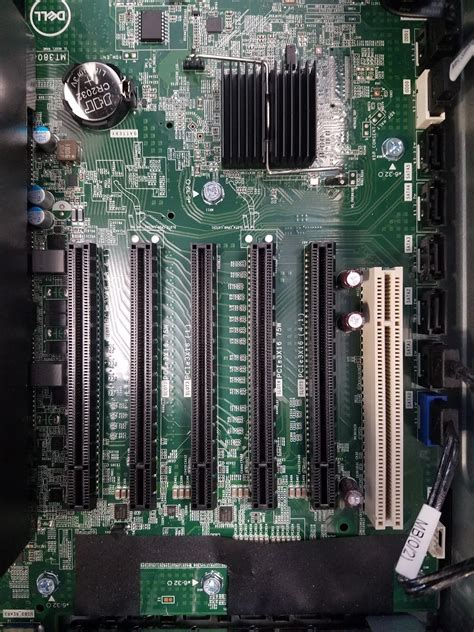 Precision 5820 Tower