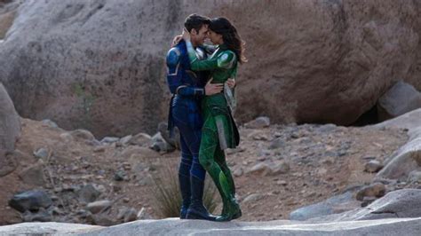 There Is A Sex Scene 25 Minutes Into The New Clifford Movie I Went