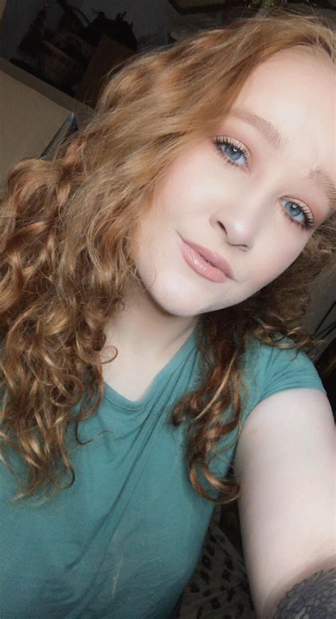 Ocean Eyes 💙 R Redheadbeauties