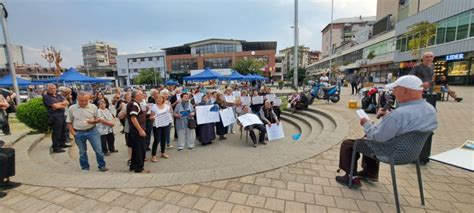 Пензионерите од Тетово повторно протестираа за повисоки пензии