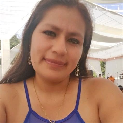 micaela reyes cuniad epecialista en ventas y marketing teletrabajo