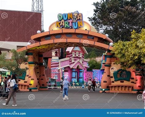 View Of The Gate Of The Dunia Kartun Recreation Area In Dufan
