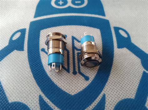 push button self locking arduino shop