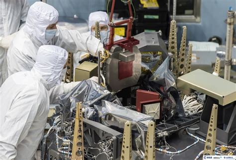 Esa Science And Technology Lifting The Nirspec Microshutter Assembly