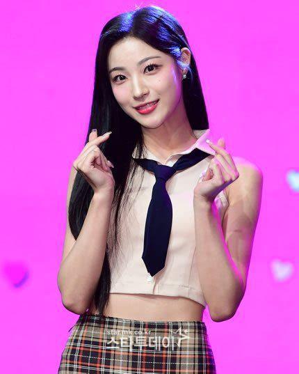 얼굴 점 위치가 달라진 여돌 인스티즈 Instiz 이슈 카테고리