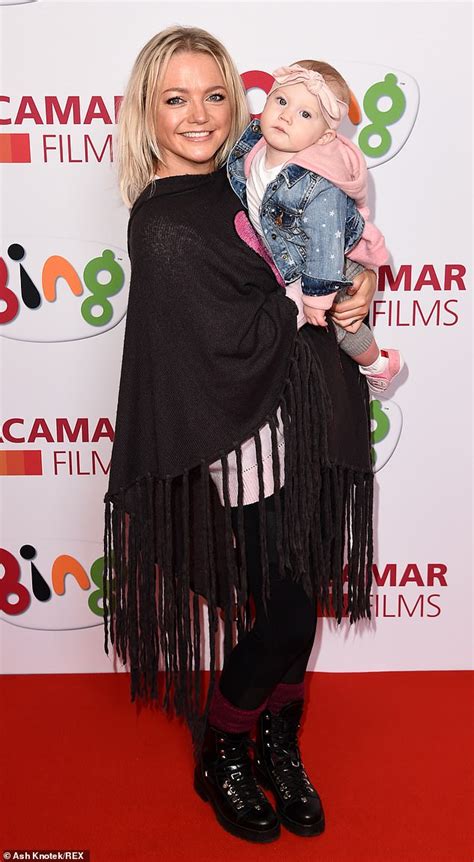 S Club 7s Hannah Spearritt Poses Alongside Her Daughter Téa At Bings