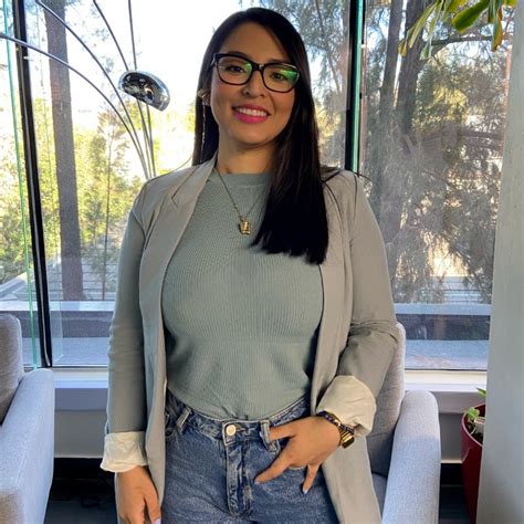 Kerlyn Rojas Asistente De Dirección Facele Chile Sistema De