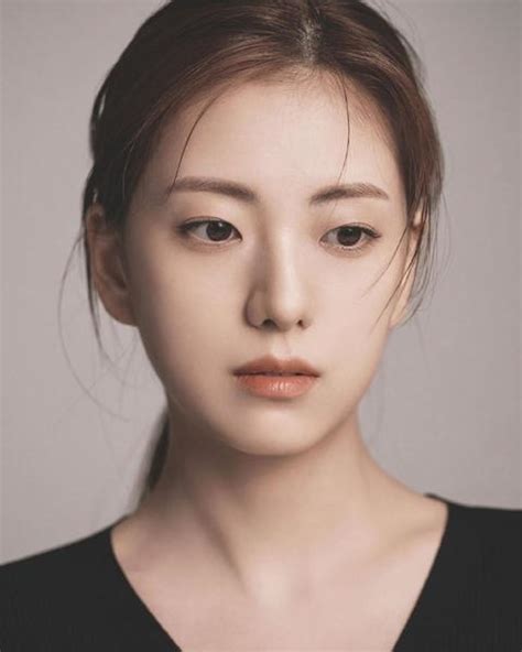 周妍希写真合集cos图片ymh Vol906 知乎