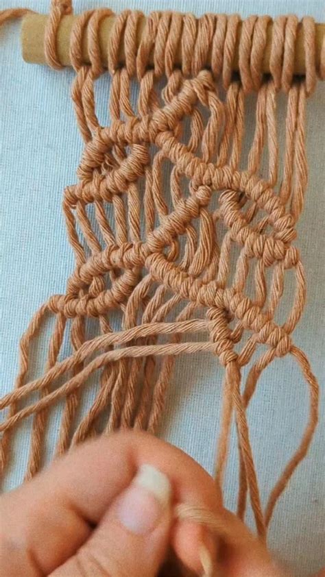Drawing With Macrame Knots Macrame Knots Macrame Patterns Macrame Ideas Macrame Patterns