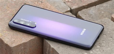 Honor 20 Pro Review: Compact, Capable, and Creative | Digital Trends