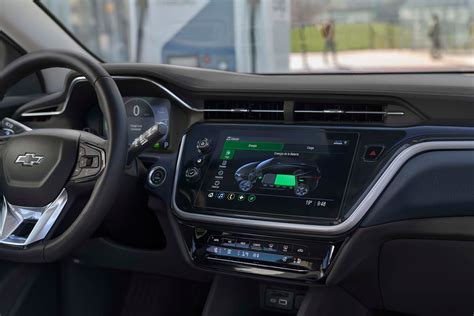 2022 Chevrolet Bolt Euv Lt Mexico Interior 002 Center Stack