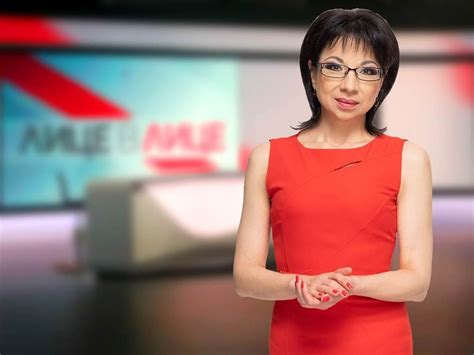 САМО В ПИК И РЕТРО Ето я свекървата на Цветанка Ризова На 60 години тв звездата се сдоби със