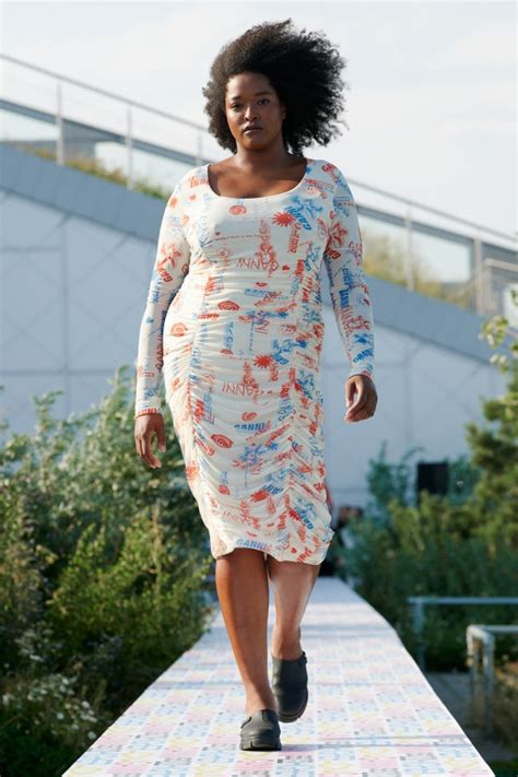 가니 코펜하겐 패션위크 Ss22 “higher Love” 컬렉션 공개 패션서울