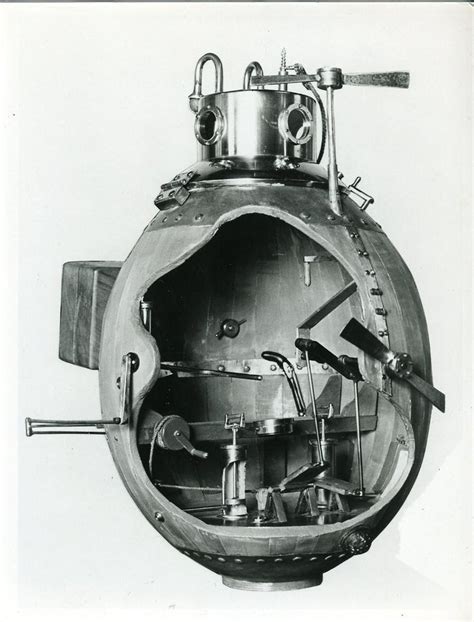 Royal Navy News Service In This Tiny One Man Craft The First Submarine