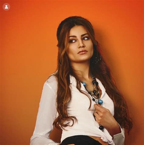 Голямо щастие за Ернестина Шинова и Андрей Слабаков станаха баба и дядо Честито СНИМКИ