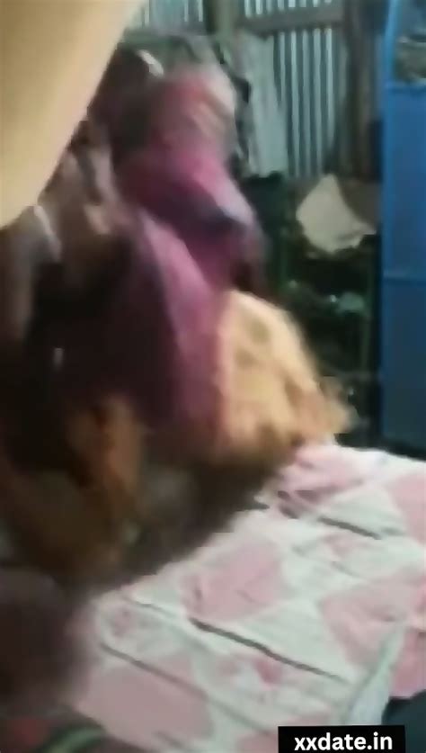 Ludhiana Ki Ladki Ki Mall Mein Bani Punjabi Sex Mms Video Eporner