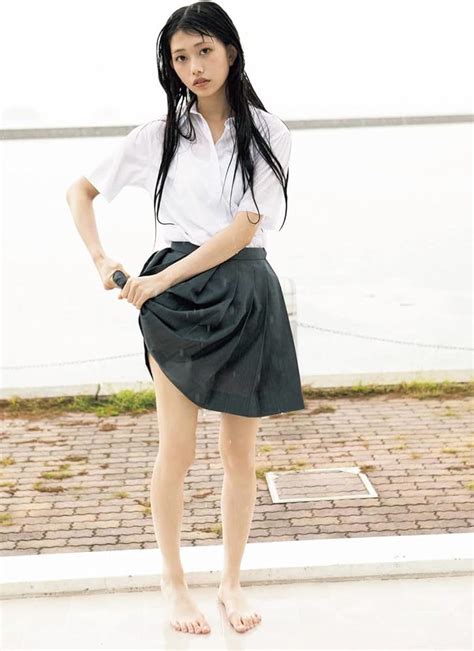 Yahooオークション 千葉恵里 1st写真集 『 エリンギ 』 Akb48 帯付