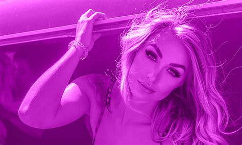 Confessions Of A High End Female Stripper