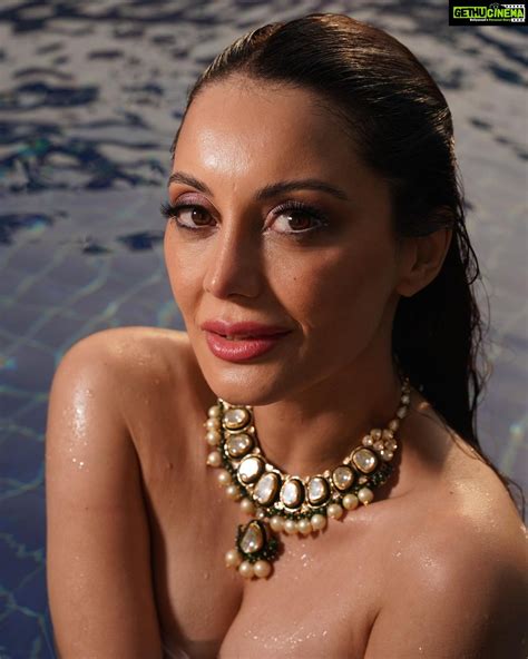 Minissha Lamba Instagram Chloe ️ Gethu Cinema