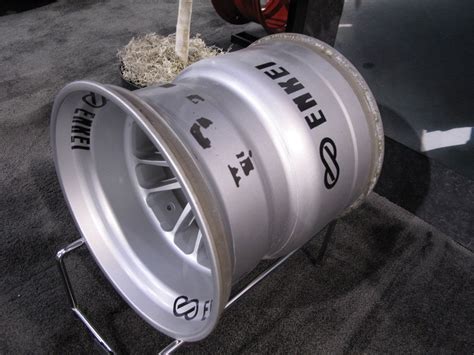 Why Do Some Of The F Wheels Have Such An Odd Cross Section Profile R F Technical