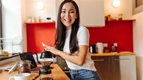 11 Big Benefits Of Being A Homebody That Will Make You Want To Cancel All Your Plans Yourtango