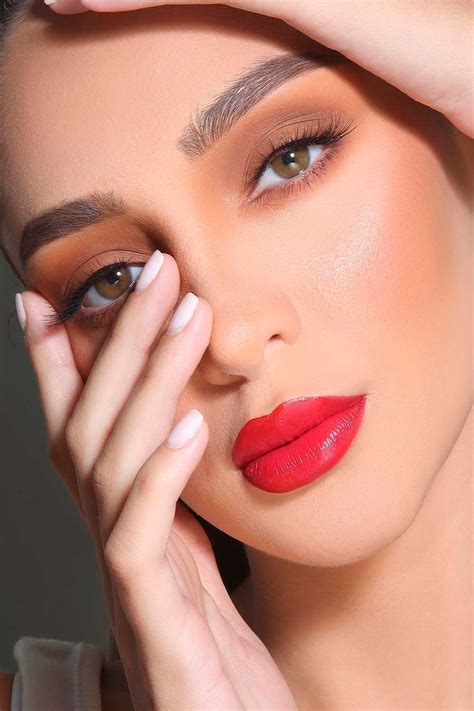40 Sexy Smokey Eye Makeup To Look Like A Star
