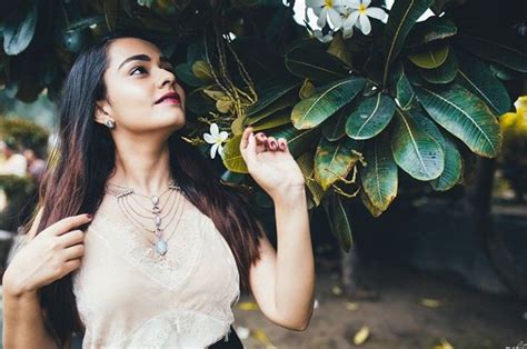 Pin De Garry Em Apoorva Arora