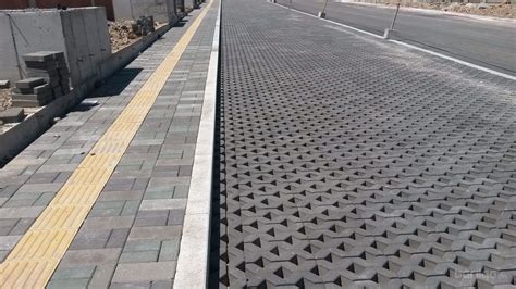 Явган замын хавтан