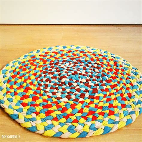 Recycled Craft Diy Braided Rug From Old Fabric Bpdgtravels