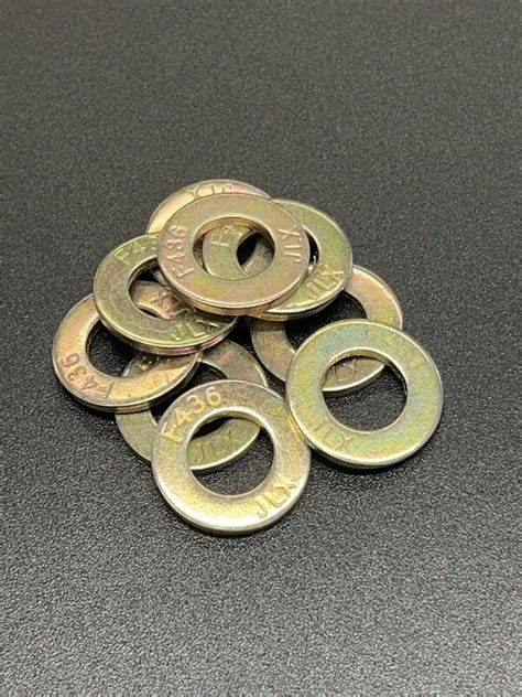 Grade 8 Flat Washers Sae