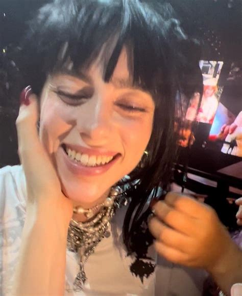 Pin Di ⋆｡𖦹 ° 𝓐𝓷𝓭𝓻𝓮𝓪⋆｡𖦹 ° Su Billie