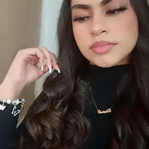 𝓔𝓵𝓿𝓲𝓻𝓪 𝓝𝓪𝓽𝓪𝓵𝔂 Tovar 13 On Threads