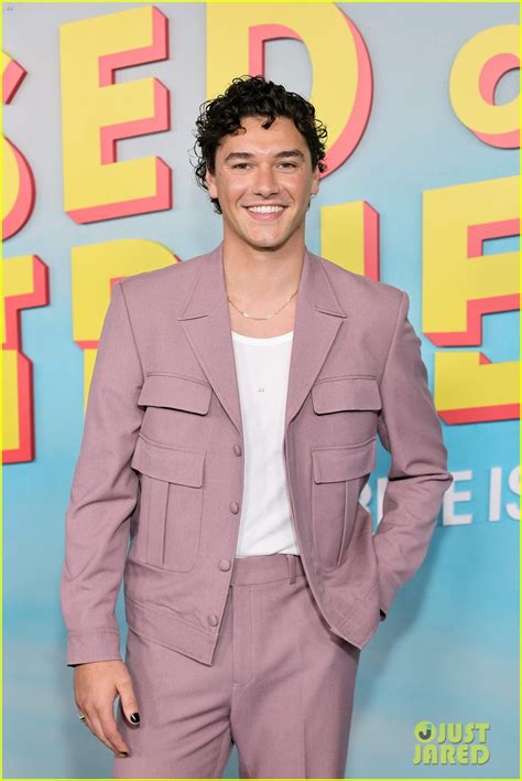 Kaley Cuoco Hits The Premiere Of Based On A True Story With Chris