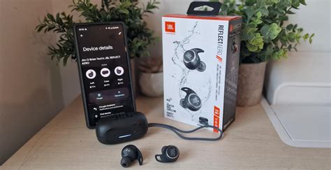 JBL Reflect Aero Earbuds First Look Techbuzzireland Com
