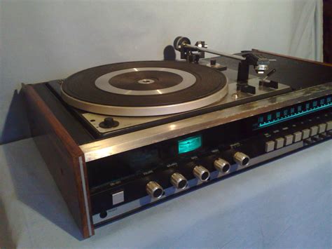 TOM's TECH TOYS: TANDBERG TR 220 G EXKLUSIV