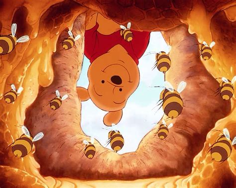 Pooh And The Bees Winnie The Pooh Pictures Winnie The Pooh Winnie