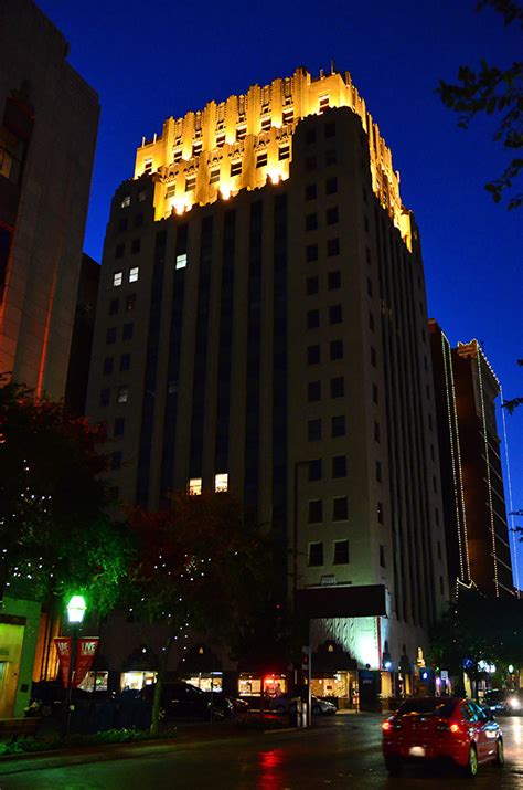 Sinclair Building Architecture In Downtown Fort Worth