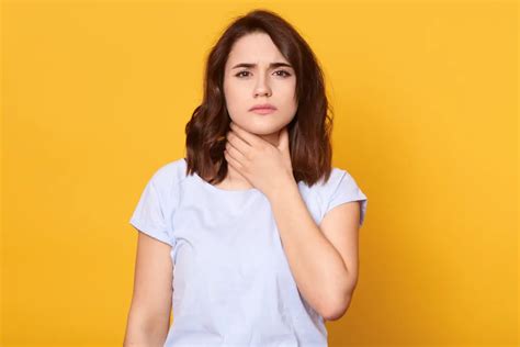 Laryngitis Symptoms Causes And Treatment Activebeat Your Daily