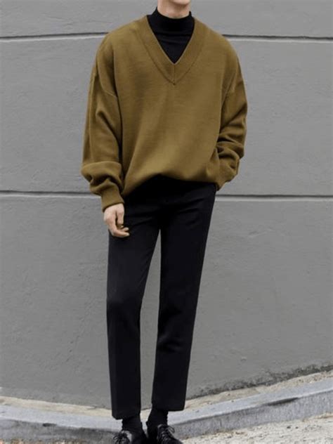Mrcyc Vネックグリーンニット Na42 Sweater Outfits Men Mens Outfits Men