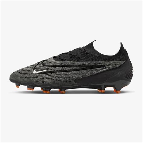 Un Hommage à La Hypervenom Pour La Nouvelle Phantom Gx