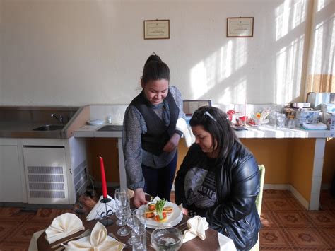 Кой е най добрият млад готвач сервитьор и млад хлебар сладкар