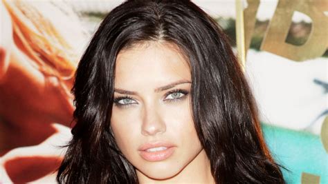 تصاویر؛ عکس های شخصی، زندگی خصوصی و بیوگرافی آدریانا لیما