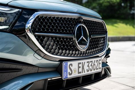 Mercedes Classe E Authentic Roads