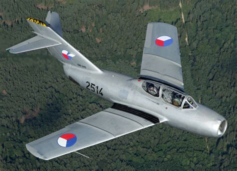 Military Jet Flight Mig 15 Uti Midget Red Adventures Prague