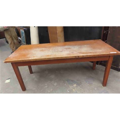 Oak Table 30 X 30 X 72