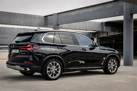 Rent Bmw X5 Black In Abu Dhabi Suv Octanerent