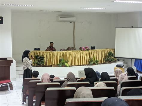 Pemaparan Hasil Praktek Pengalaman Lapangan Oleh Mahasiswa Ilmu Perpustakaan Uin Alauddin Makassar